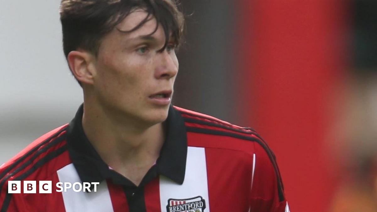 Tom Field: Brentford left-back signs deal until 2020 - BBC Sport