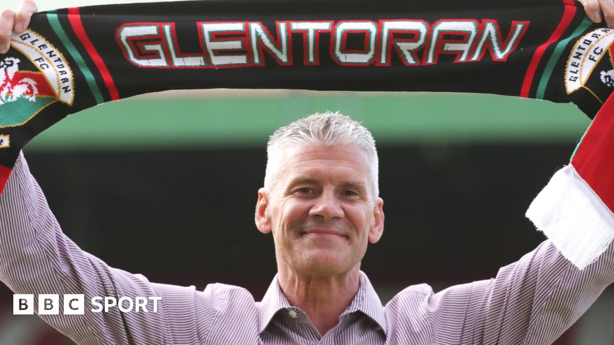 Gary Smyth delighted to make Glentoran return as assistant manager ...