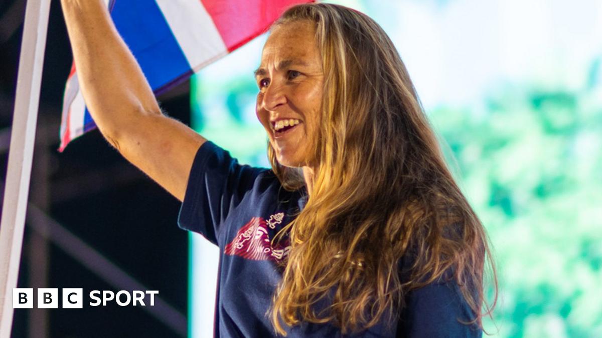 Marie Buchanan: Devon paddleboarder wins second world title - BBC Sport