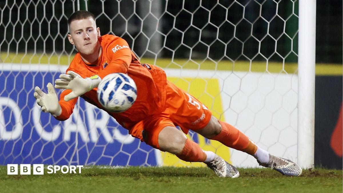 How Linfield won the league - big decisions - BBC Sport