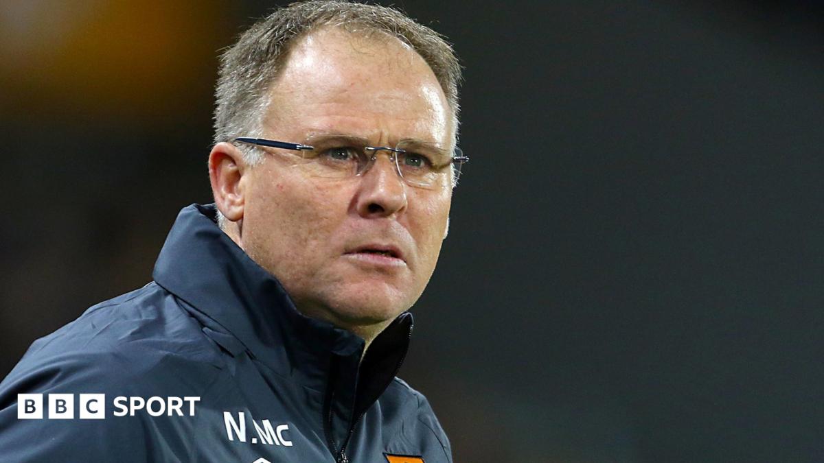 Neil McDonald: Scunthorpe United appoint Limerick boss as new assistant ...