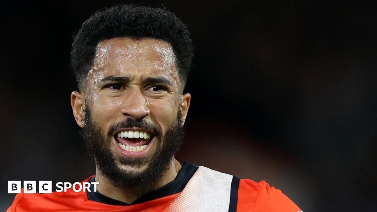 Andros Townsend: Luton Town winger signs new long-term contract - BBC Sport
