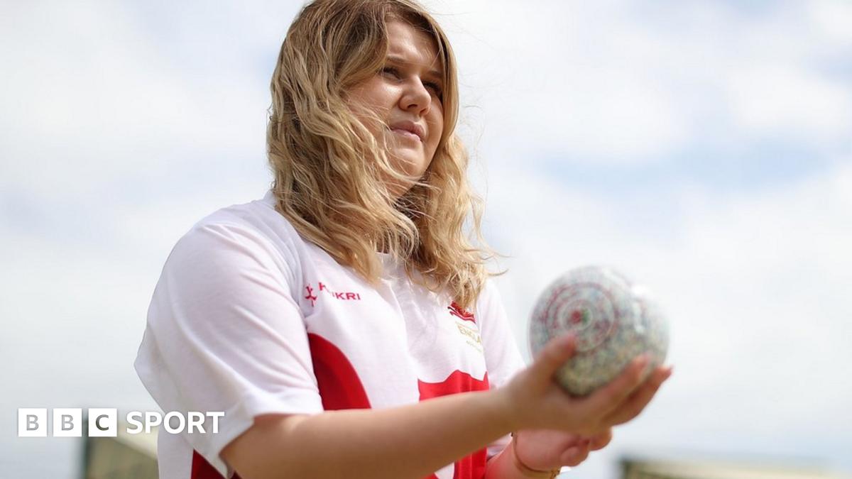 World Indoor Bowls: Katherine Rednall beats Julie Forrest for third ...