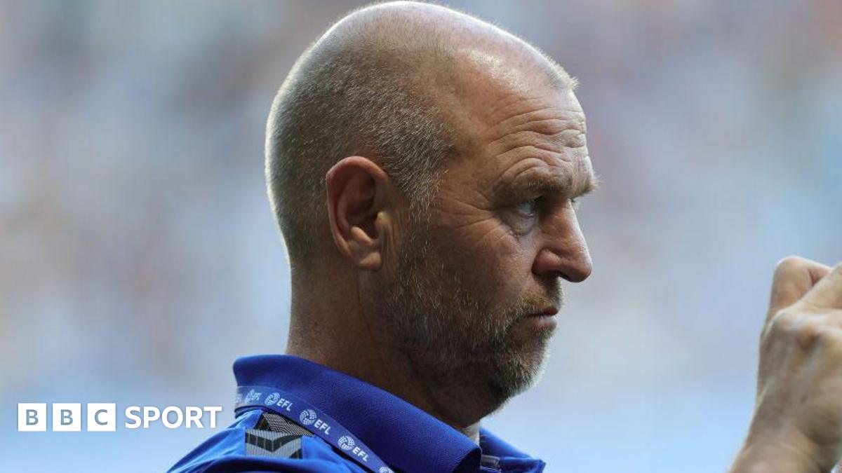 Coventry City: David Busst receives PFA award for work in community ...