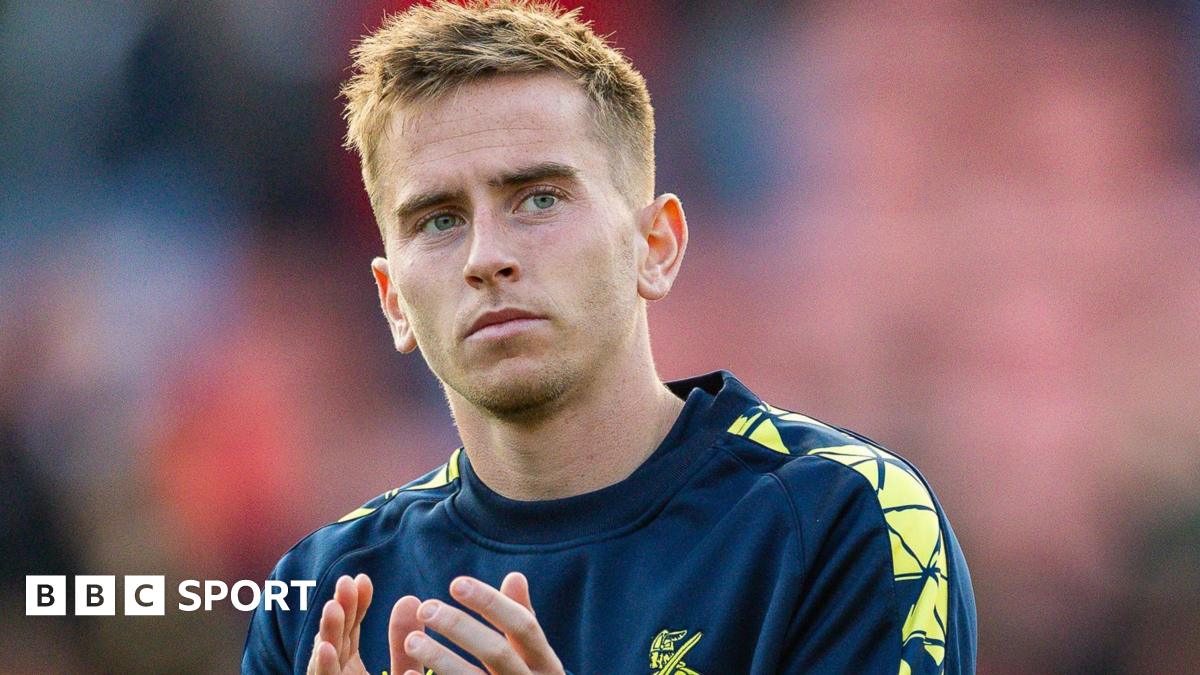 Joe Sbarra: Solihull Moors sign Doncaster midfielder on loan - BBC Sport