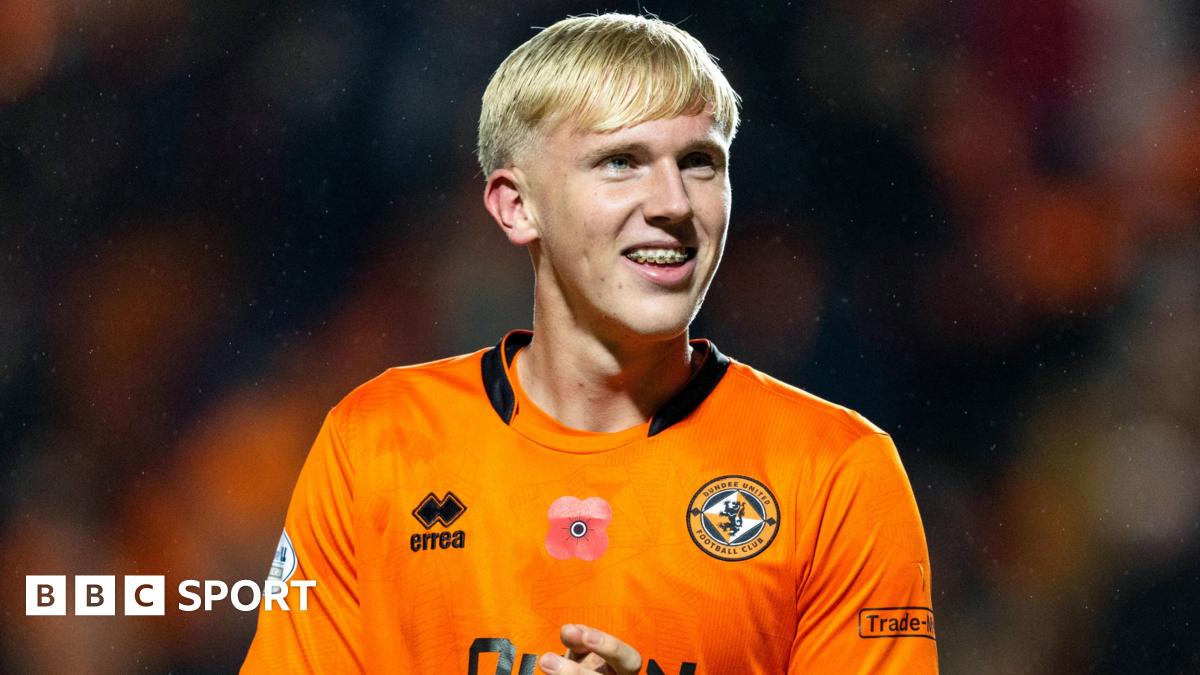 Watch Dundee Utd 17-year-old Owen Stirton score on top-flight debut ...