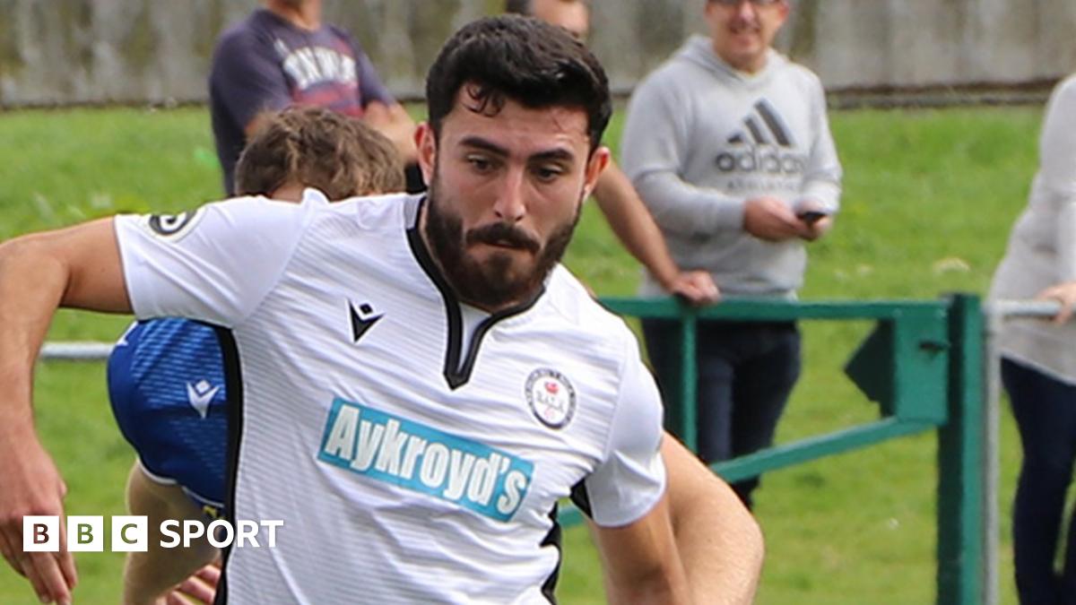 Cymru Premier: New Saints sign forward Louis Robles from Bala Town ...