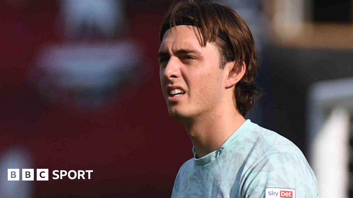 Nicholas Bilokapic: Peterborough United sign Huddersfield Town keeper ...