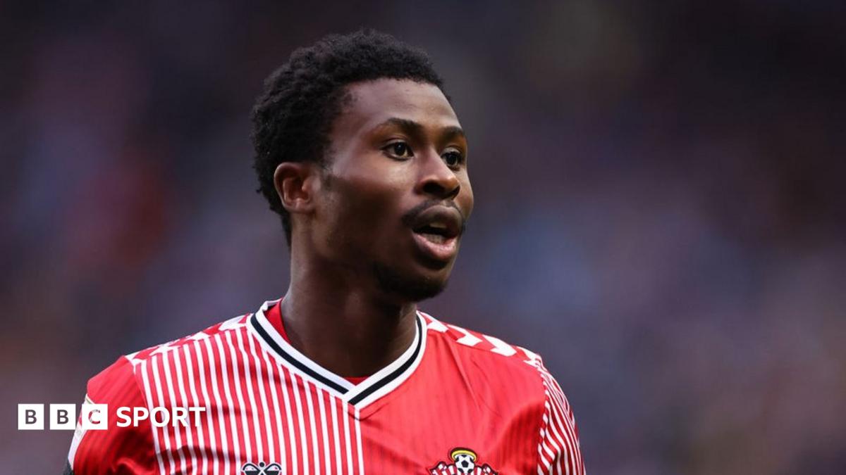 Nathan Tella: Southampton forward joins Bayer Leverkusen - BBC Sport