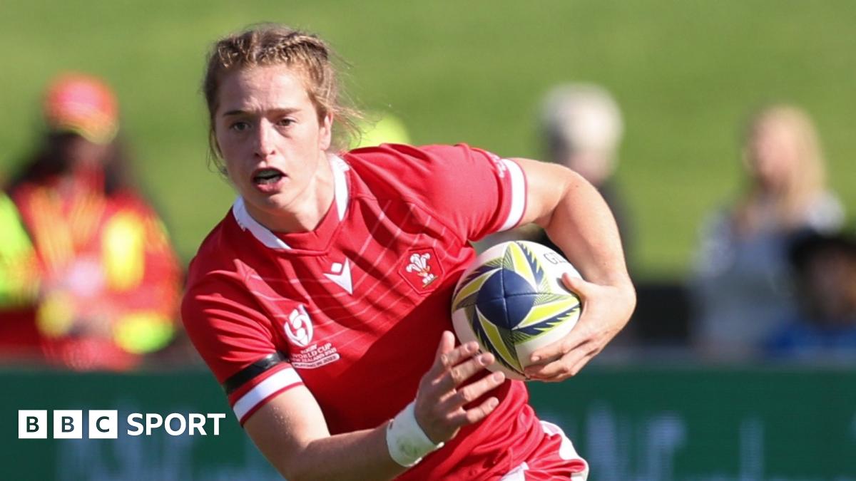 Women's Six Nations: Wales wing Lisa Neumann reflects on professional ...