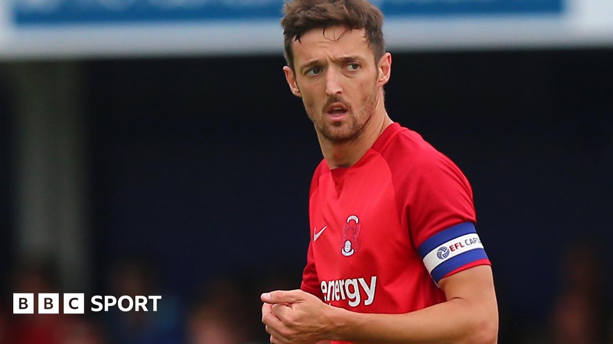 Leyton Orient: David Mooney tired of 'same old garbage' in winless run ...