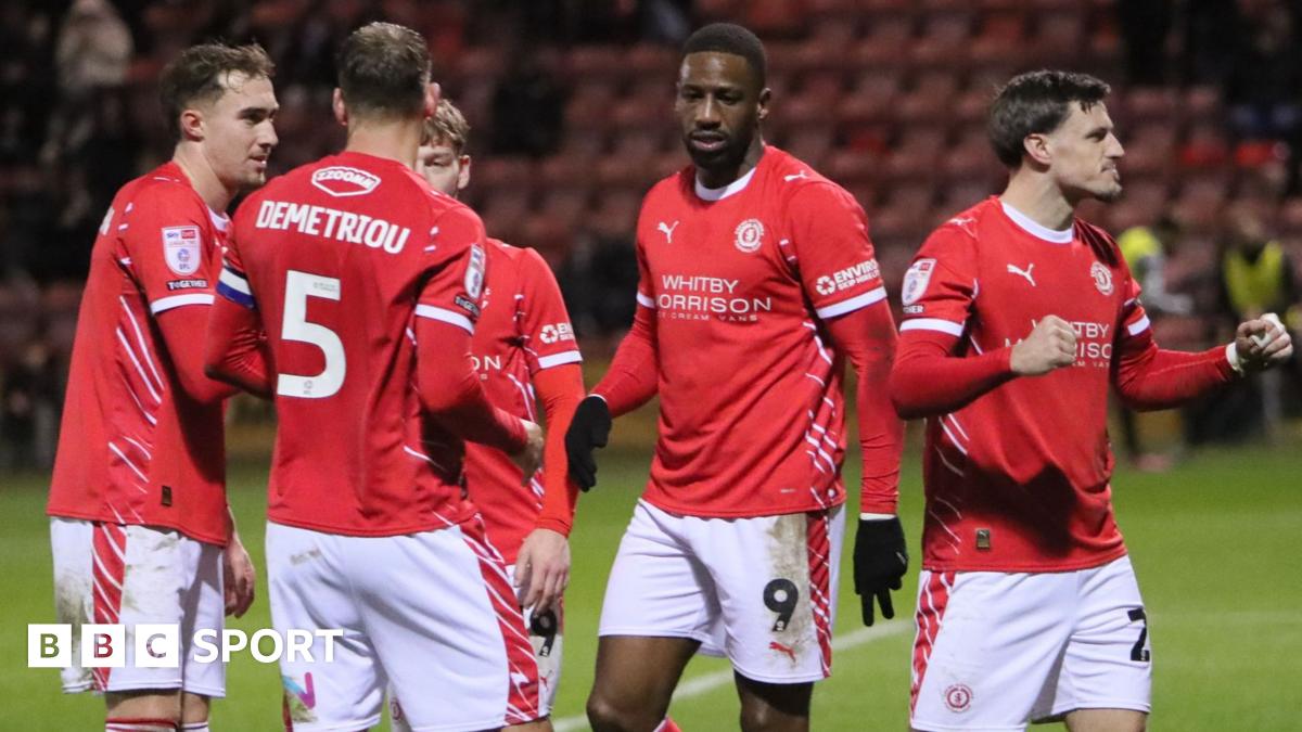 Crewe Alexandra 4-1 Cheltenham Town: March double helps Railwaymen ...
