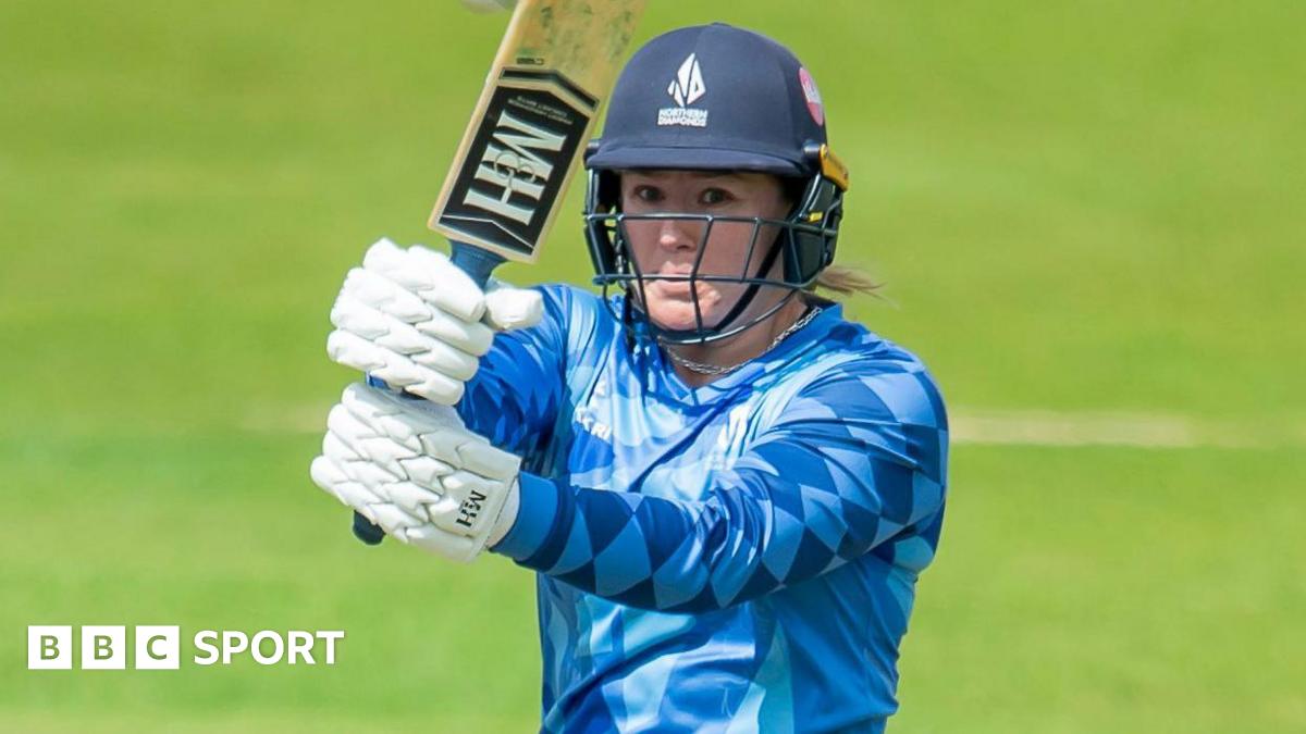 Rachael Heyhoe Flint Trophy: South East Stars & Northern Diamonds win ...