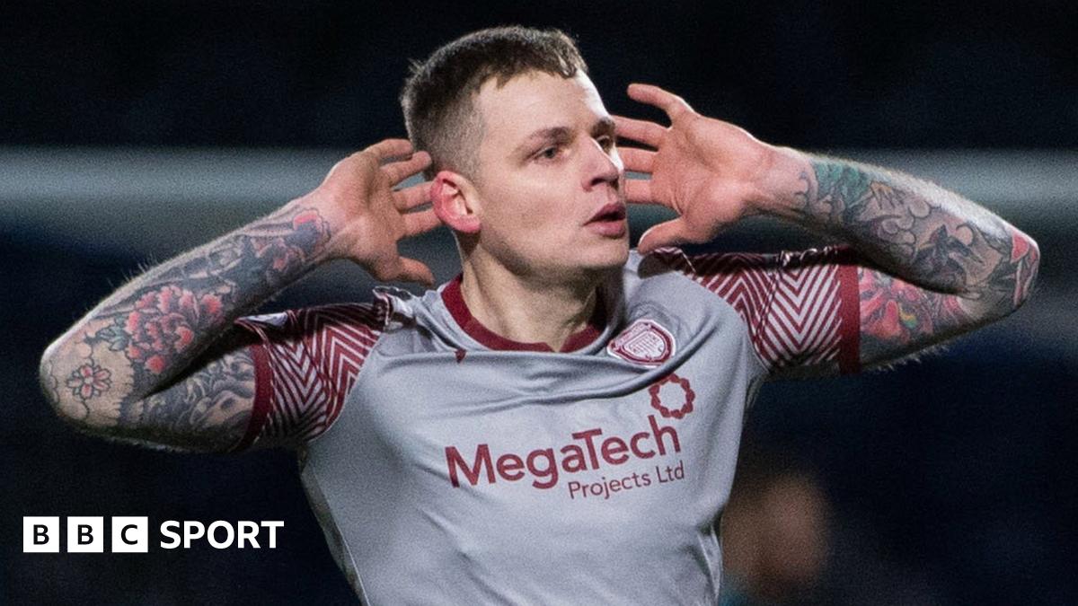 Raith Rovers 2-2 Arbroath: Goalkeeper Adams scores screamer in dramatic ...