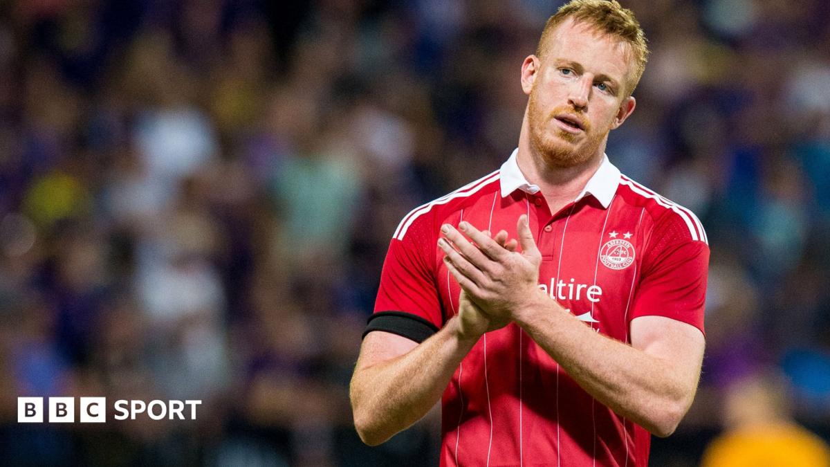 Adam Rooney: Striker signs new four-year deal at Aberdeen - BBC Sport