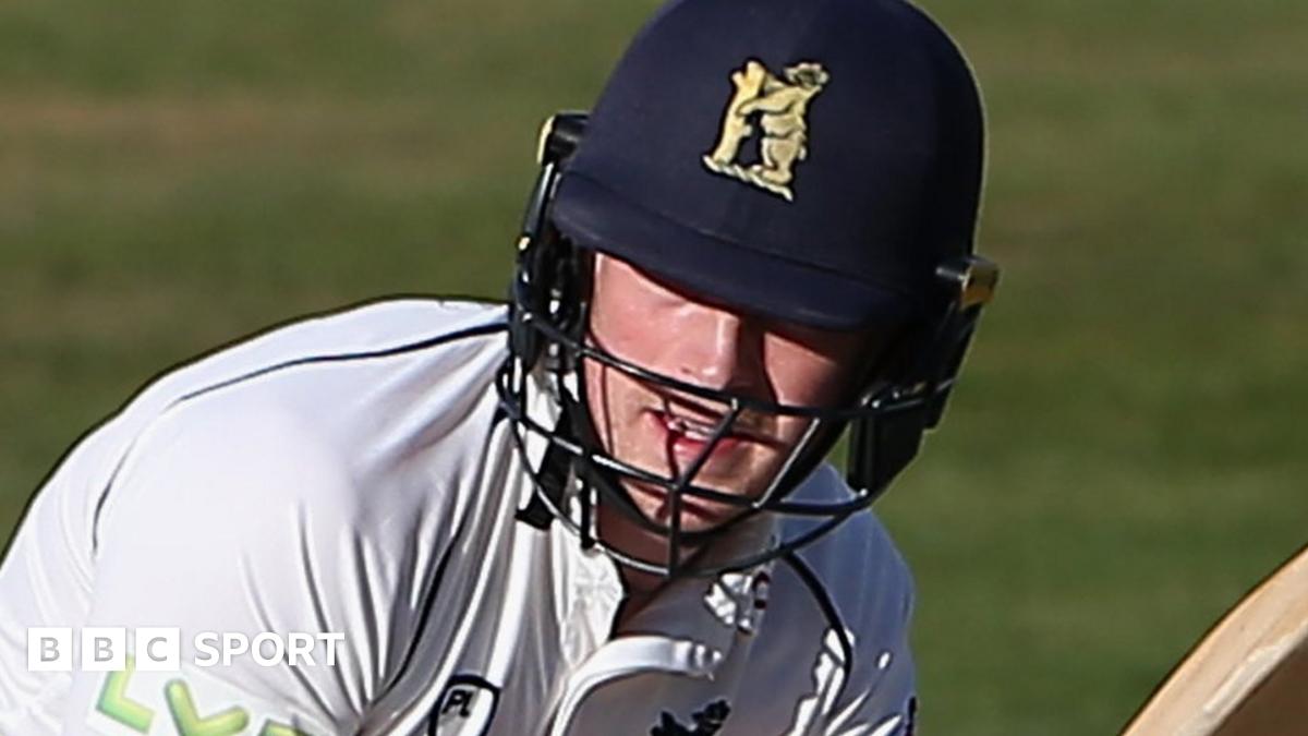 County Championship: Rob Yates scores century as Warwickshire beat ...