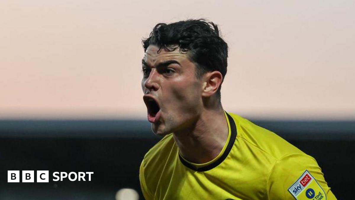 Joe Powell leaves Burton for Rotherham on two-year deal - BBC Sport