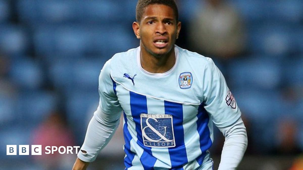 Barnsley: Jackson, Wilkinson & Smith to leave Oakwell - BBC Sport