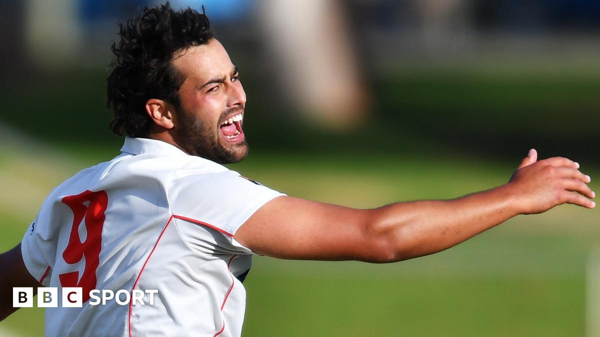 Wes Agar: Kent sign Australia fast bowler for four-match spell - BBC Sport
