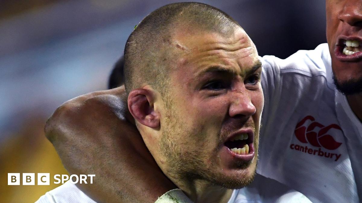 Mike Brown: England vice-captain defends training camp - BBC Sport