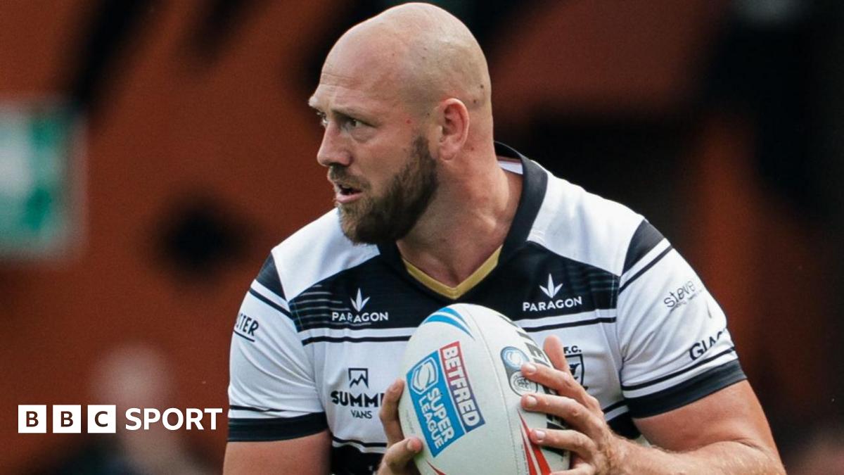 Liam Watts: Hull FC prop to leave at end of short-term deal - BBC Sport