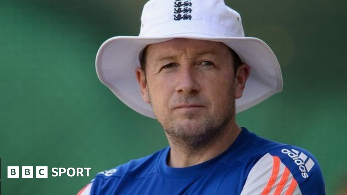 Robert Croft: England role can help Glamorgan's new head coach - BBC Sport