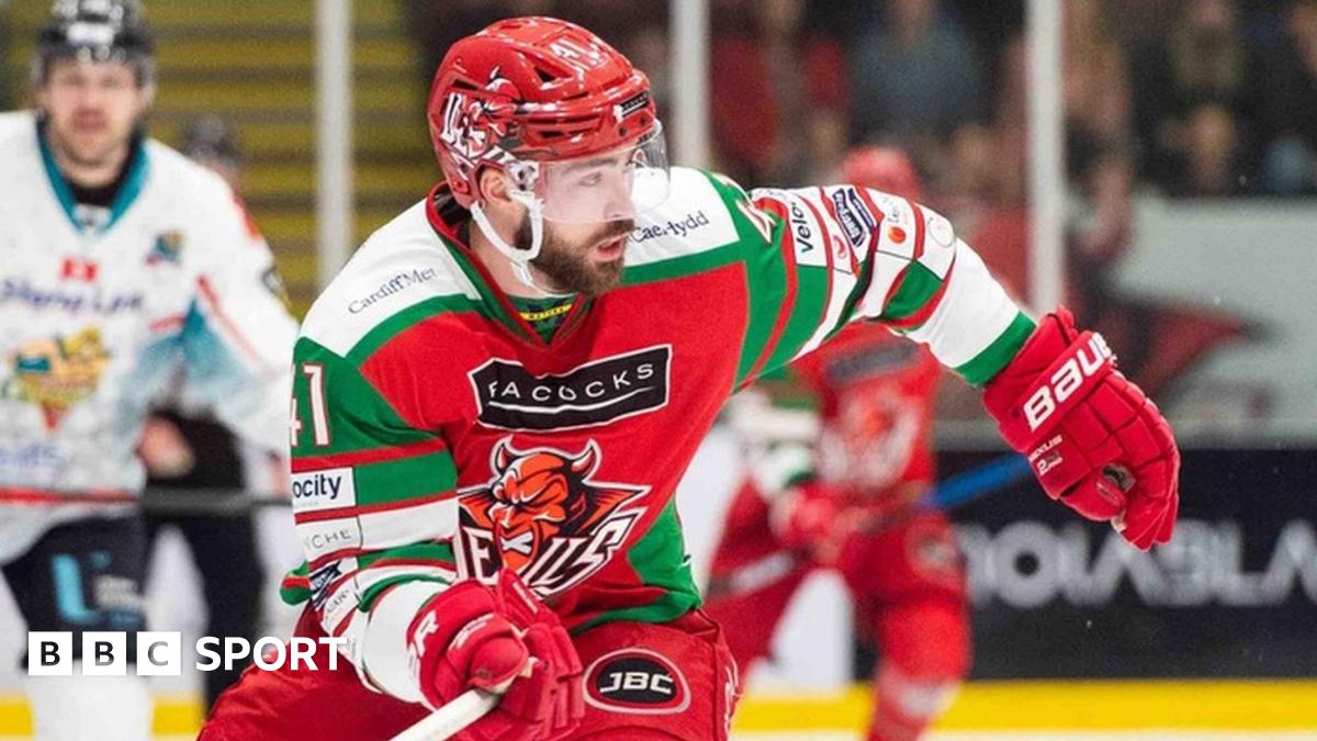 Josh Batch signs for 10th year with Cardiff Devils - BBC Sport