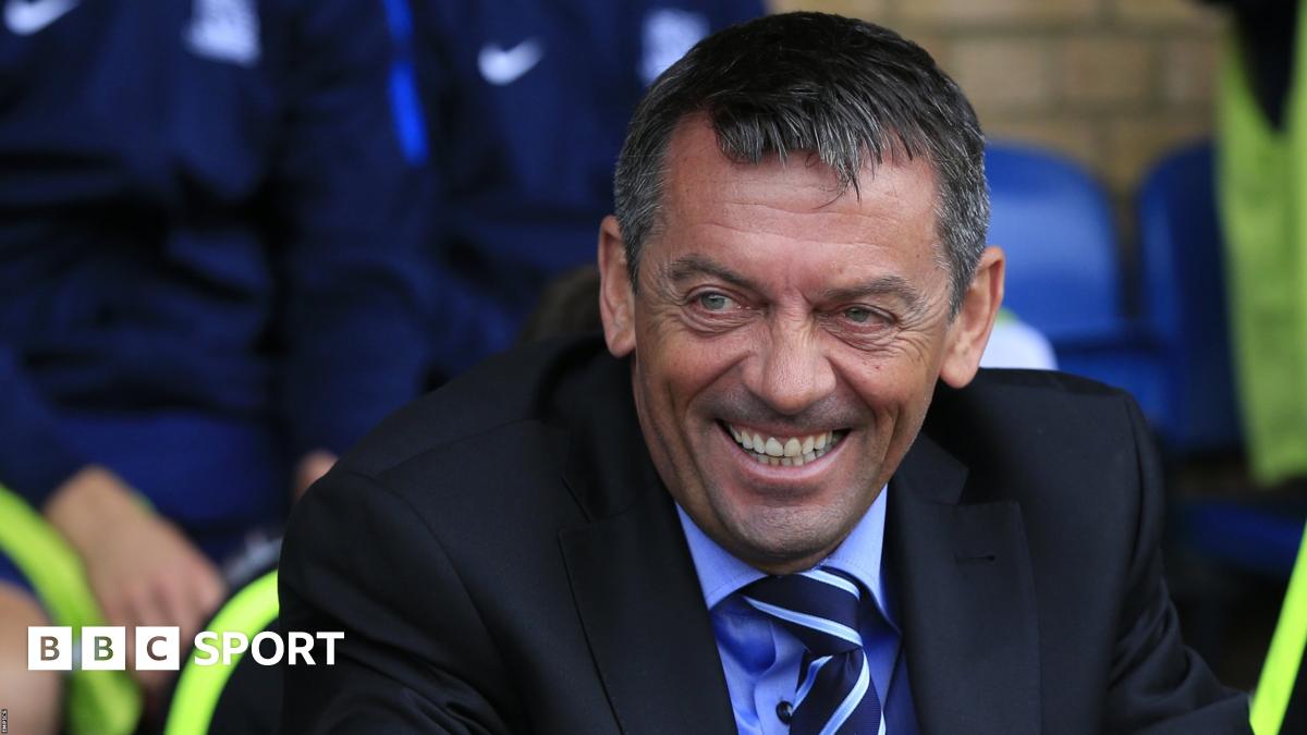 Phil Brown: Sam Allardyce's England interests Southend boss - BBC Sport