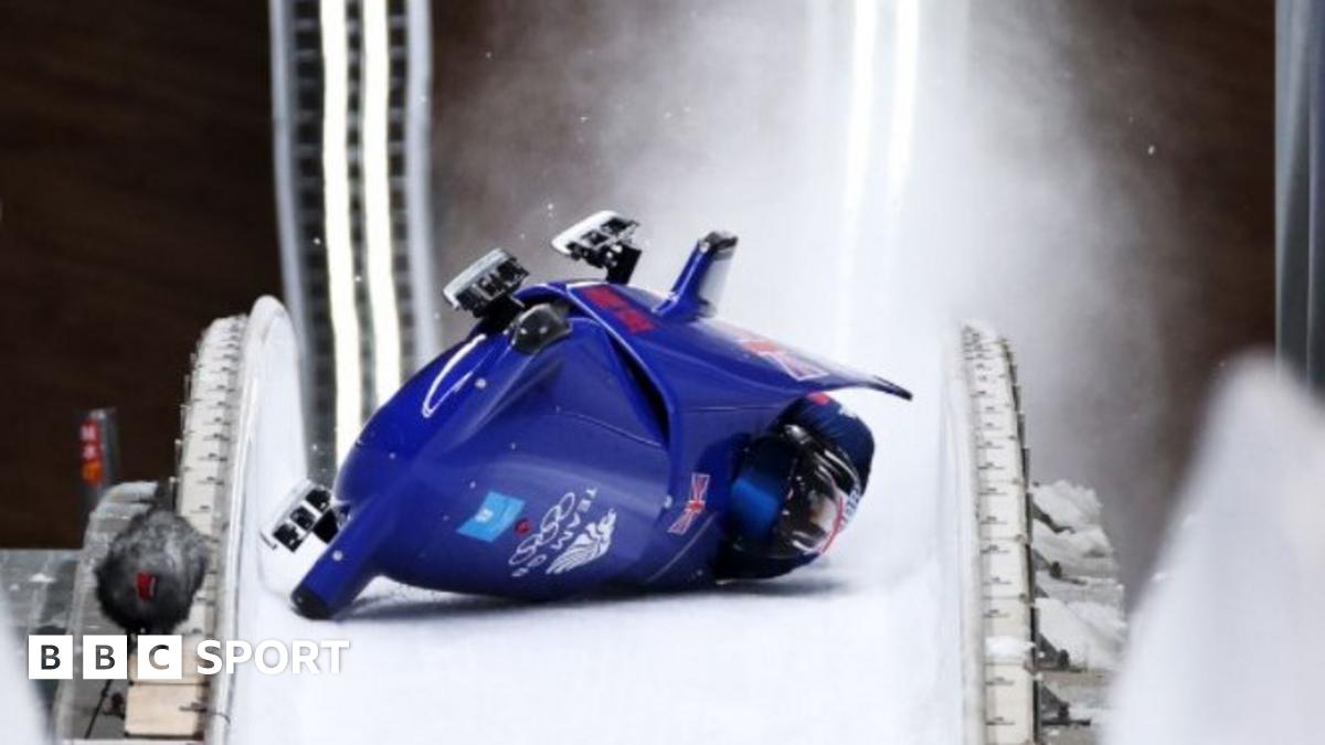 bobsleigh crash compilation