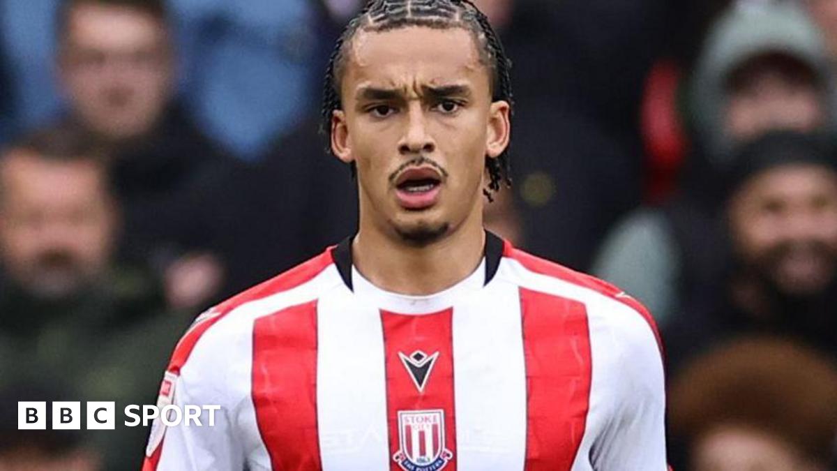 Stoke City: Ashley Phillips says Potters starting to 'feel like a team' - BBC Sport