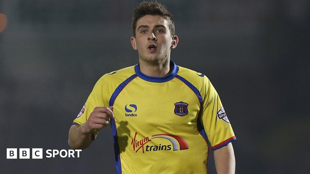 Barrow AFC: Stephen Rigg and Liam Hearn join club on loan - BBC Sport