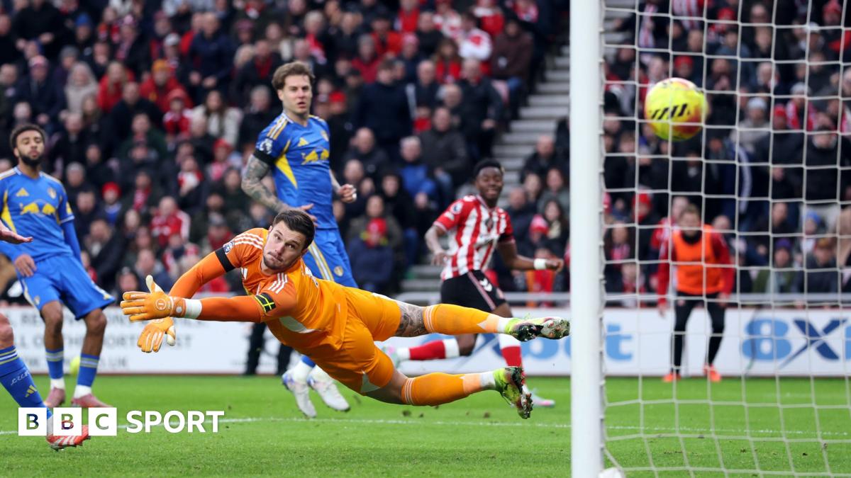 Premier League LIVE: Sunderland vs Leeds United - radio & text ...