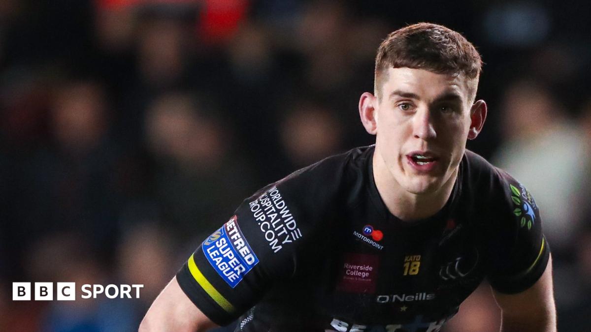 Matt Whitley: Widnes Vikings forward signs new three-year deal - BBC Sport
