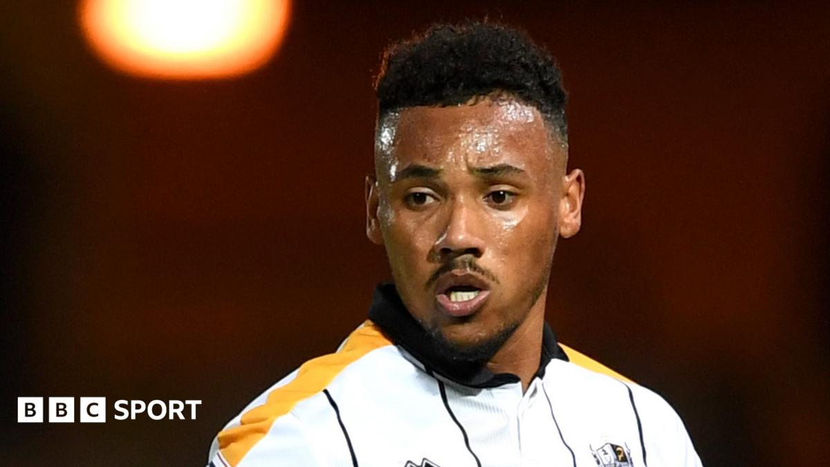 Tyler Denton and Josh Yorwerth: Peterborough sign defenders - BBC Sport