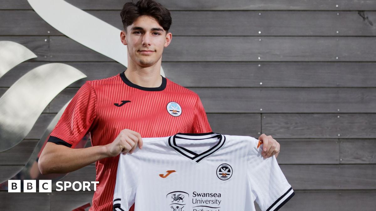 Finley Burns: Swansea City sign Manchester City youngster on loan - BBC ...