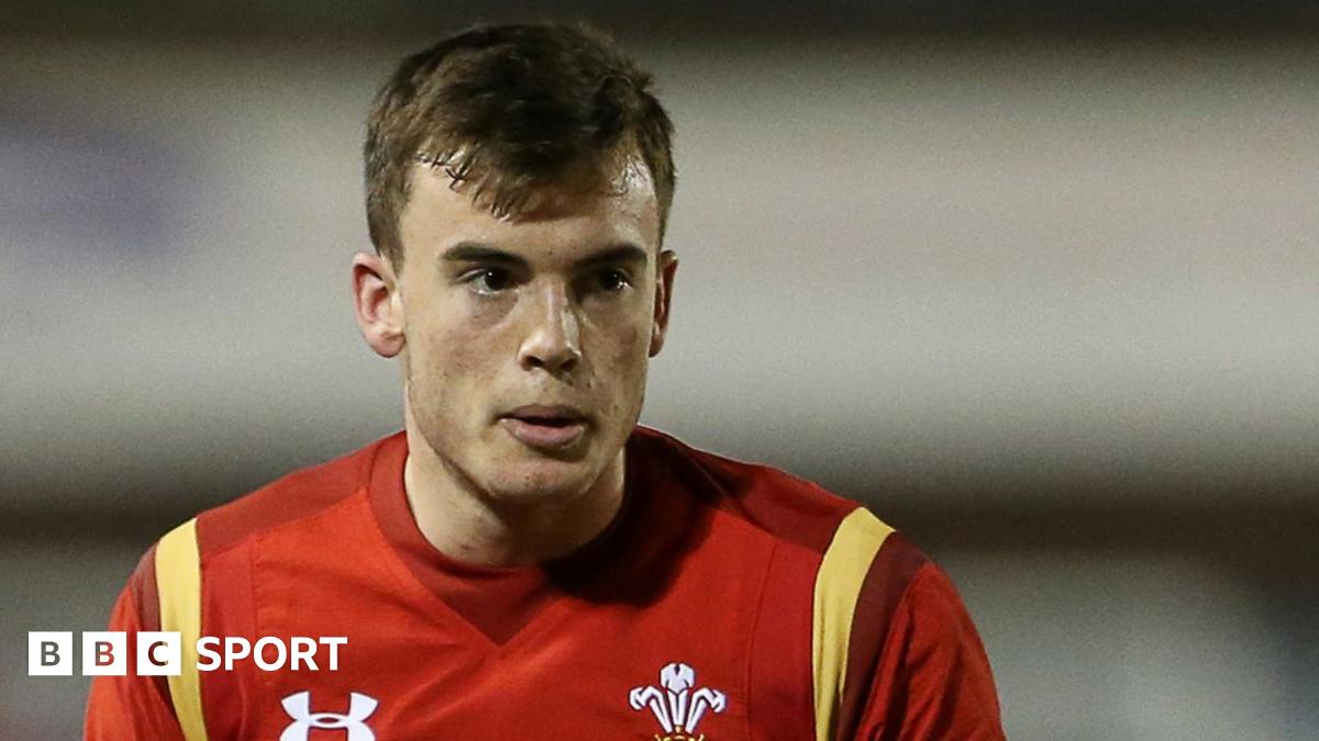 Cai Evans: Legend Ieuan Evans' son kicks Wales to win over South Africa ...