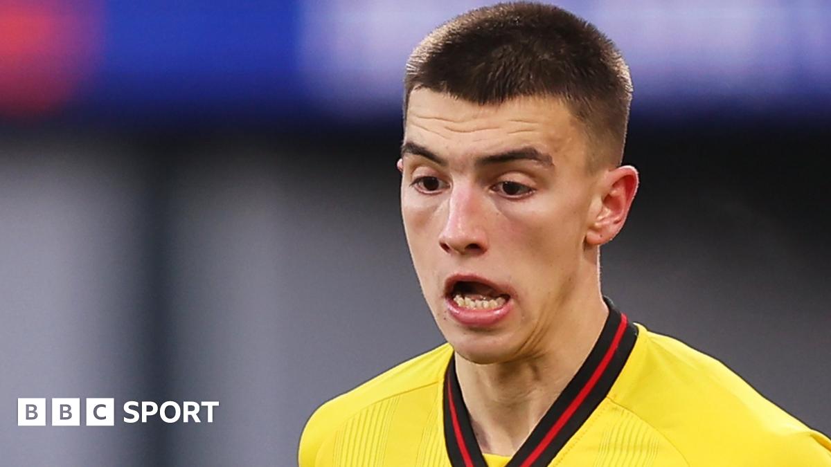 Luke Thomas: Middlesbrough sign Leicester defender on loan - BBC Sport