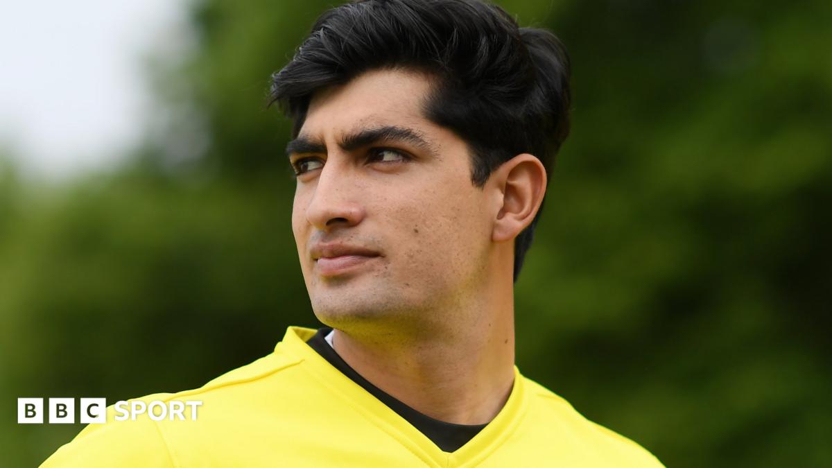 Naseem Shah: Gloucestershire bowler returns to Pakistan for family ...
