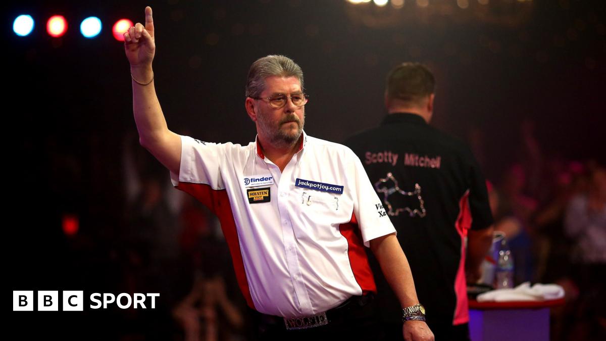 Martin Adams to play Grand Slam of Darts for first time - BBC Sport