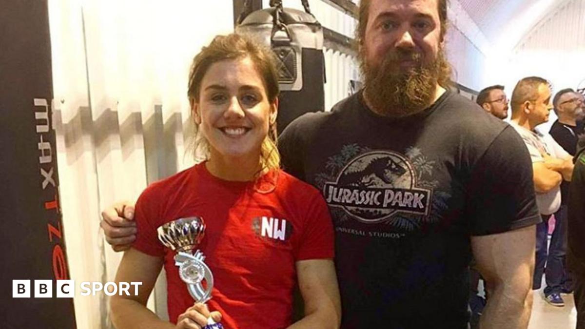 Powerlifter Emily Lloyd Whittington eyes world title - BBC Sport