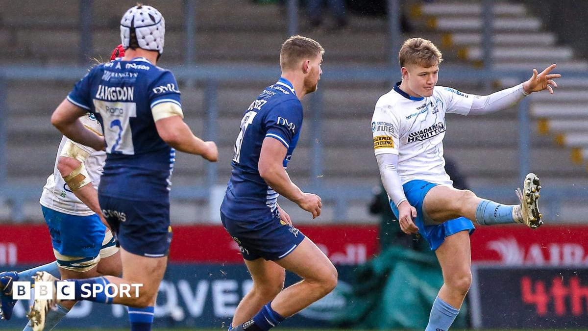 Premiership: Sale 36-12 Worcester Warriors - Sharks score six tries to ...
