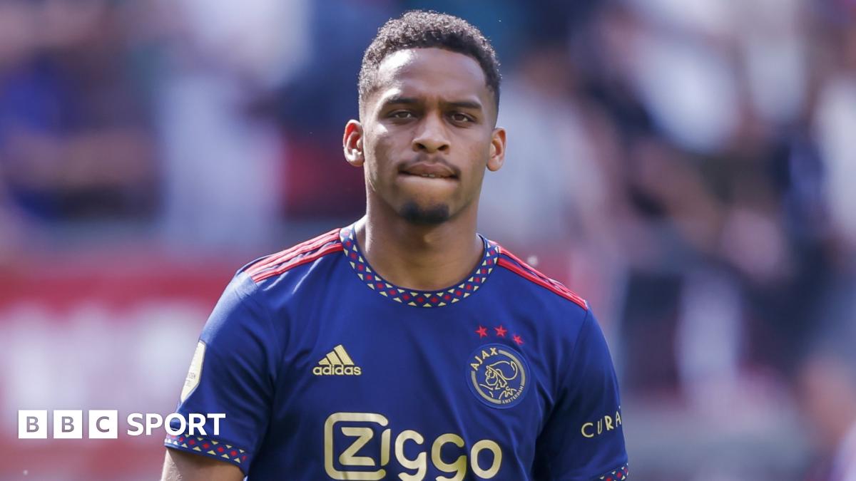 Jurrien Timber: Arsenal make £30m bid for highly rated Ajax and Netherlands defender - BBC Sport