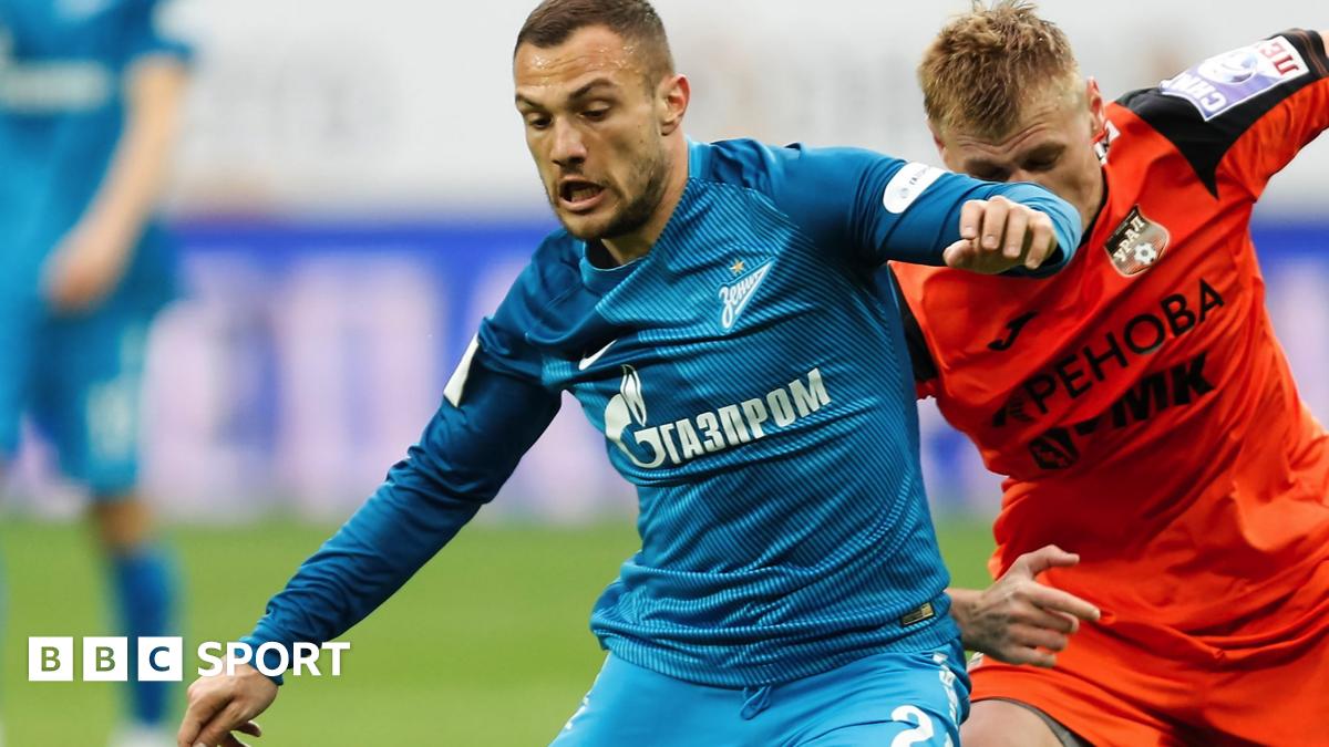 Fulham: Yohan Mollo and Wolves winger Jordan Graham join club - BBC Sport