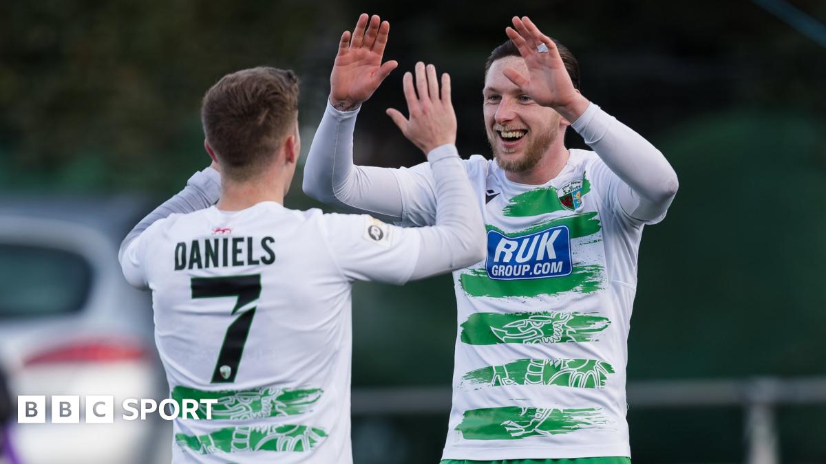 JD Welsh Cup semi-final: Cardiff Met 2-6 The New Saints - BBC Sport