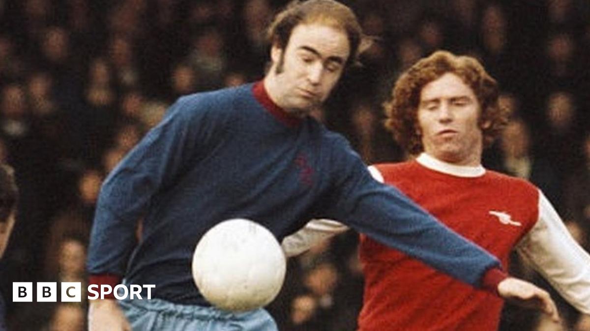 Peter Noble: Former Burnley captain dies aged 72 - BBC Sport