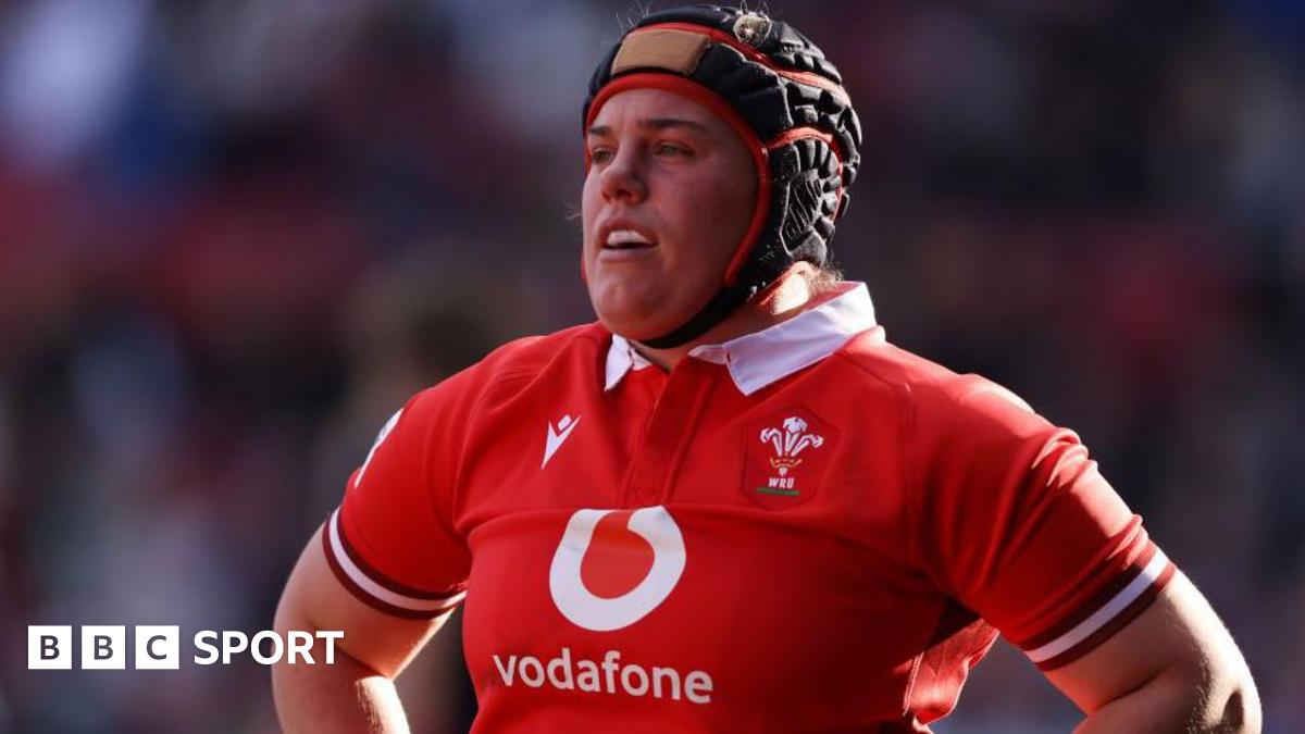 Carys Phillips: Wales hooker signs new Harlequins contract - BBC Sport