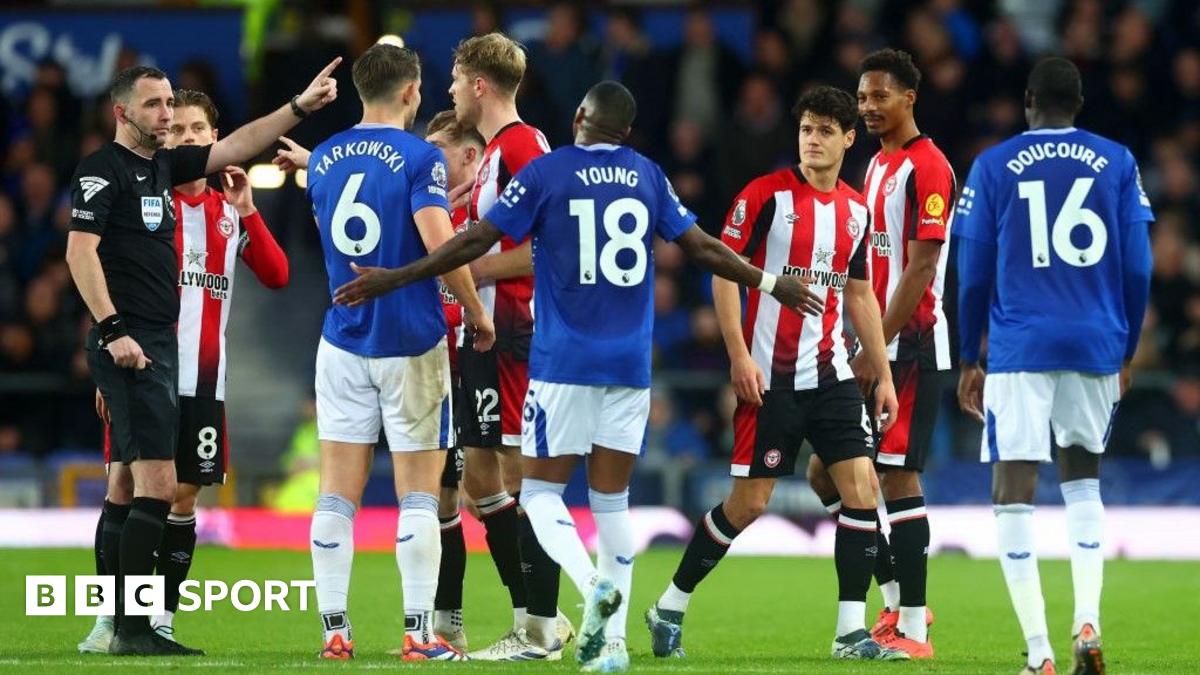 Everton 0-0 Brentford: A lot of poor chances for Toffees - BBC Sport