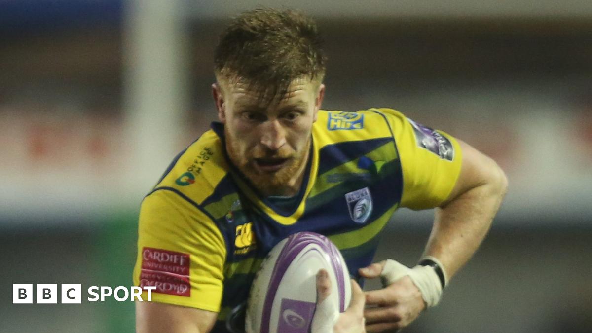 Macauley Cook: Forward leaves Cardiff Blues for Jersey Reds - BBC Sport