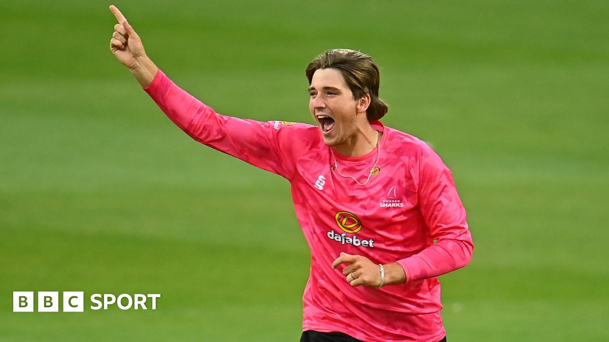 James Coles: Sussex all-rounder extends contract at Hove - BBC Sport