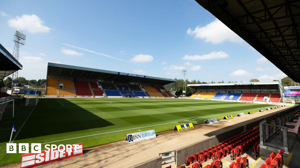 'Scunnered' St Johnstone fans' boycott sparks change - BBC Sport